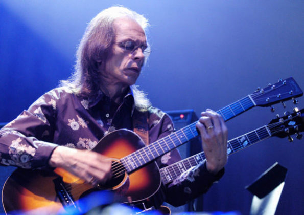 Exploring the Acoustic Artistry of Yes Guitarist Steve Howe | Pro Music ...