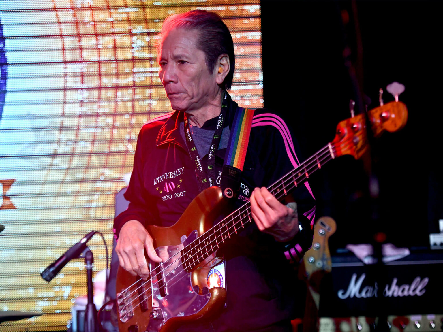 Phil Chen, session bassist for Rod Stewart, Jeff Beck and many more ...