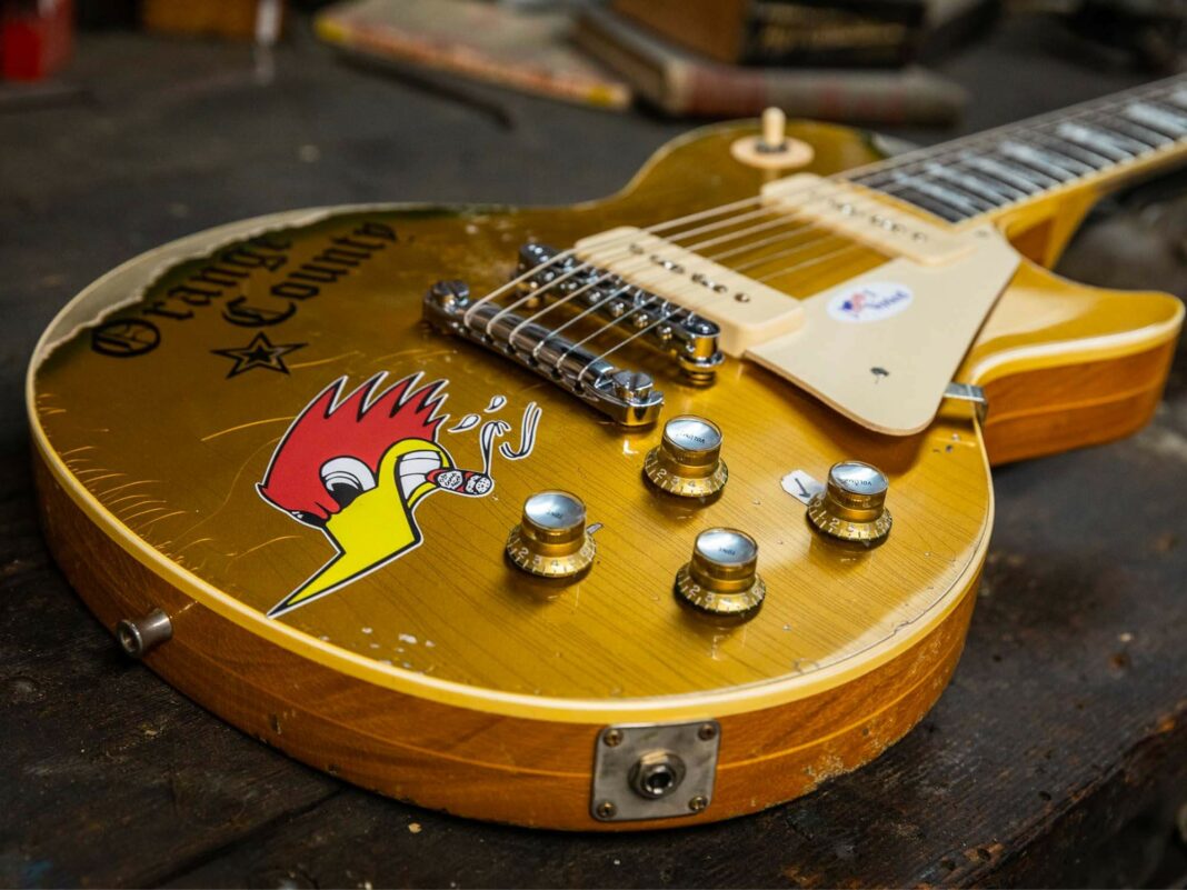 Mike Ness’ Gibson Custom Shop signature 1976 Les Paul costs $9,000 ...