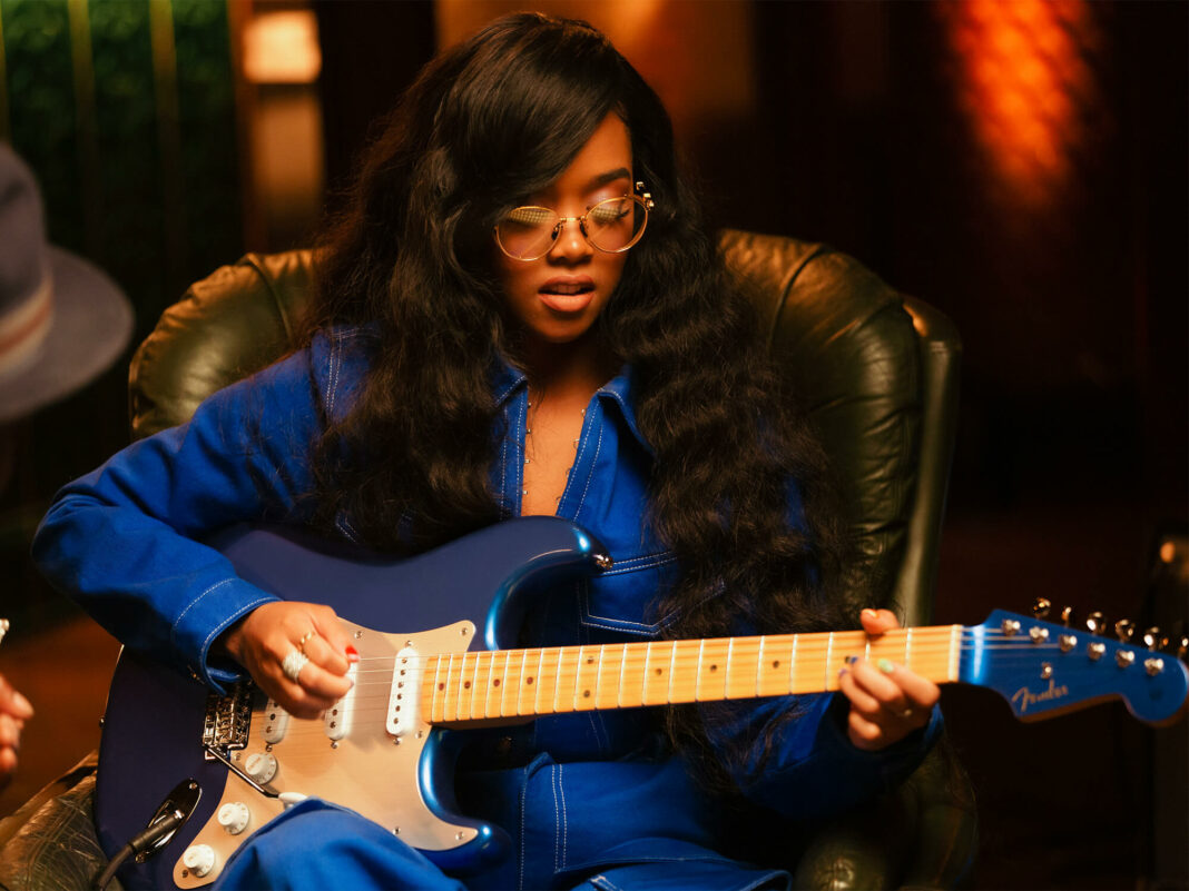 Fender unveils Blue Marlin Limited Edition H.E.R. Stratocaster to ...