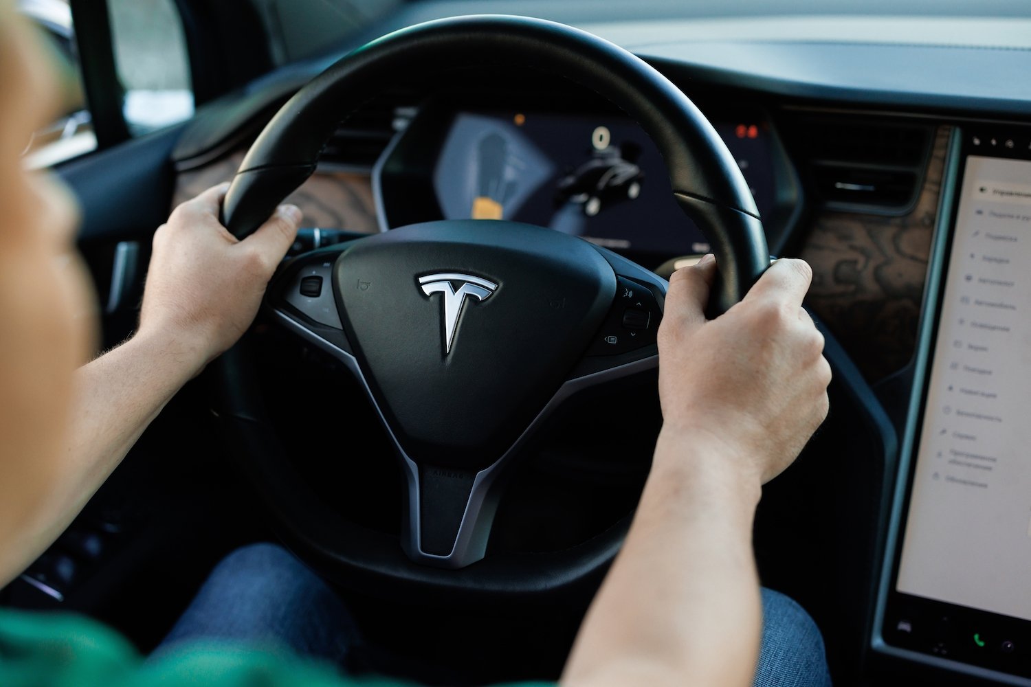 Don’t Listen to Tesla Fans on Social Media. FSD Did Not Just Prevent a ...